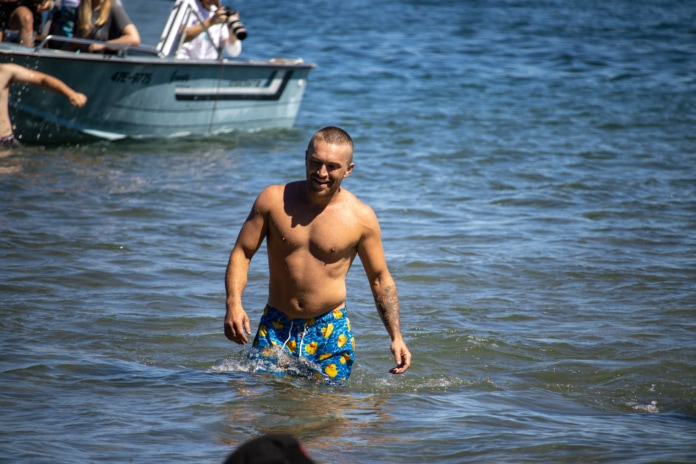 Dylan Rumsey dives head first into the Niagara River for Pathstone ...