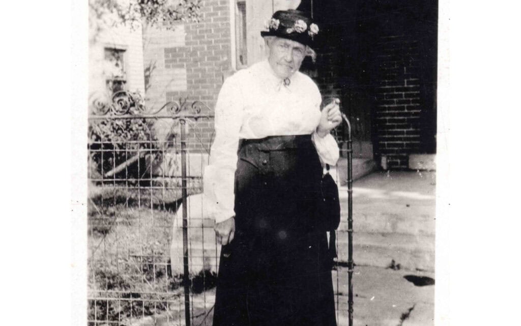 Exploring History: June 4, 1907: Janet Carnochan Day